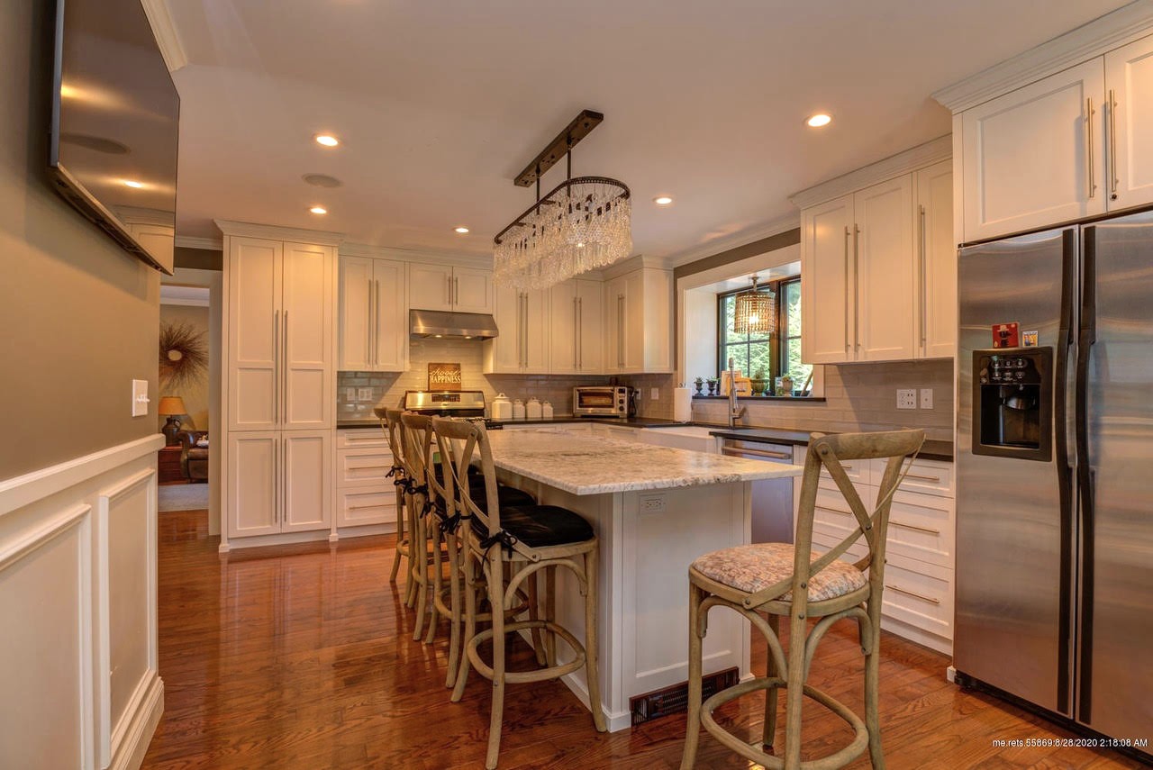 Discover the Top Kitchen Design Trends of 2025 | Renovation